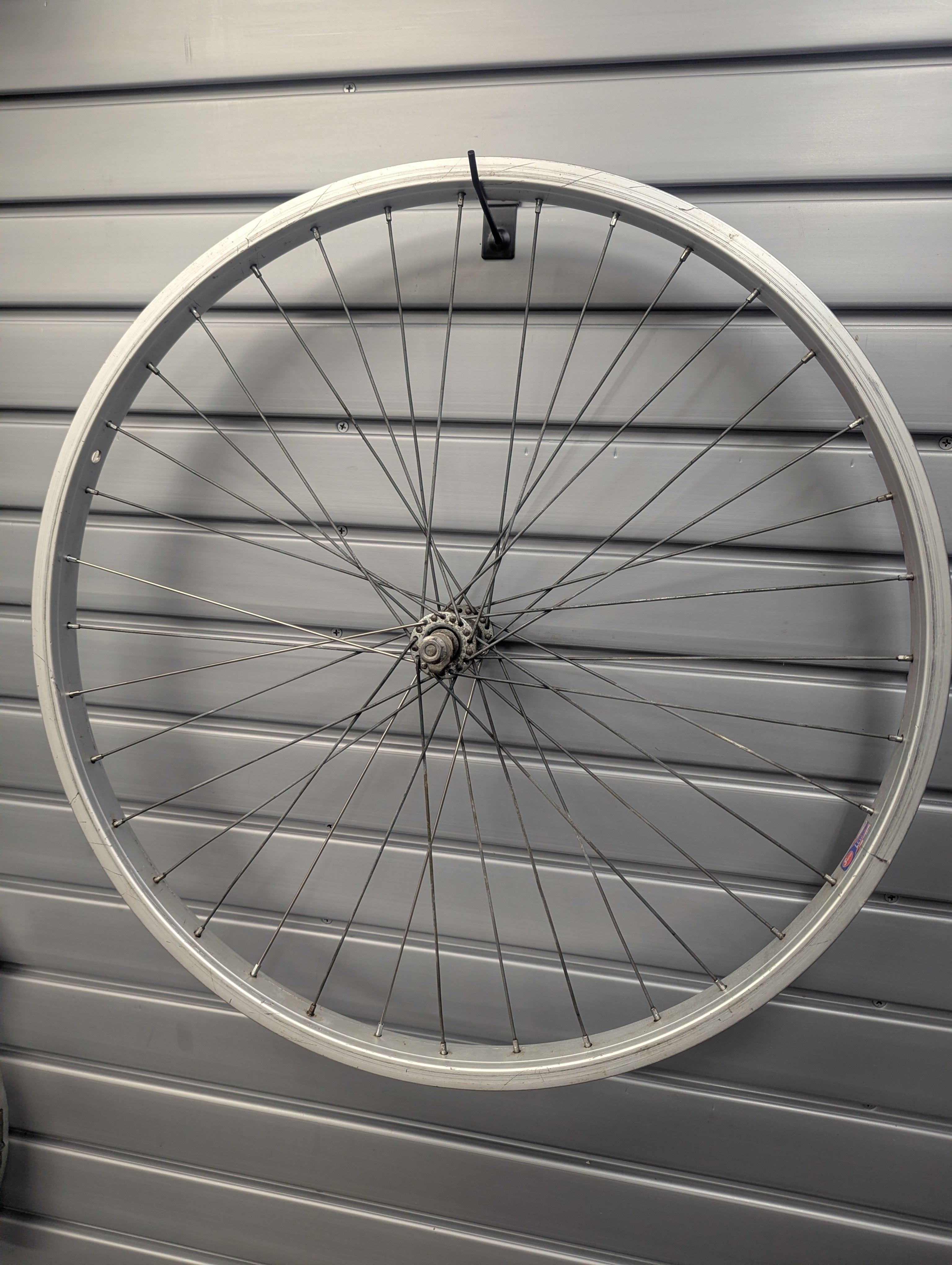 FRONT WHEEL - 26 x 1.5 - Wagner hub - Levanter Rim - Bolt On - Refurbi ...