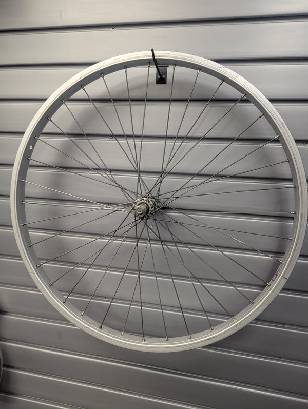 FRONT WHEEL - 26 x 1.5 - Wagner hub - Levanter Rim - Bolt On - Refurbi ...